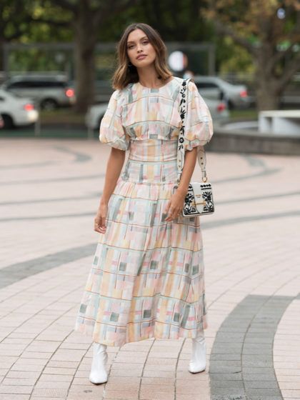 La robe la plus tendance des seventies est de retour