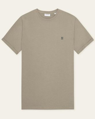 Les Deux Leichtes T-Shirt mit Logo-Stickerei auf der Brust, Slim Fit in