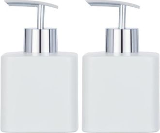 WENKO Seifenspender Hexa, nachf&uuml;llbarer Pumpspender aus Keramik f&uuml;r 290 ml Fl&uuml;ssigseife, silberner Pumpkopf, 7,5 x 13 x 8,5 cm, Wei&szlig; matt (Packung mit 2)