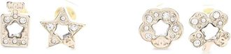 Chanel lot de quatre boucles doreilles Coco Mark