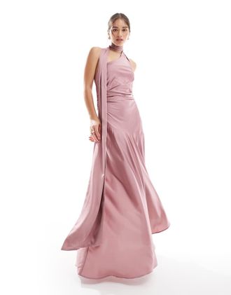 Tfnc Bridesmaid - Asymmetrisches Maxikleid aus Satin mit Schalkragen in Mauve-Rosa