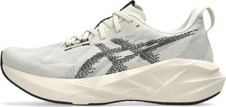Asics Herren NOVABLAST 5 Laufschuhe, Haferflocken/Schwarz, 46 EU