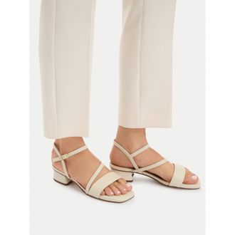 Clarks Sandalen Clarks Serina35 Strap 26186118 &Eacute;cru