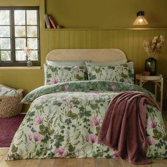 furn. Furn Mystic Berry Bettbezug-Set - Wendbares botanisches Blumen- und Fruchtdesign (Gr&uuml;n - Super King)