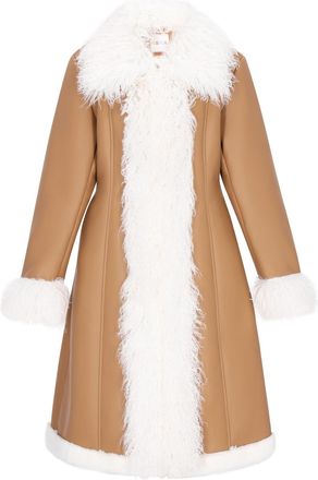 Izia Mantel Fashion Look