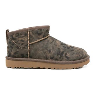 UGG Classic Ultra Mini Spotted - Femme - Chaussures - Vert - Taille: 36 EU