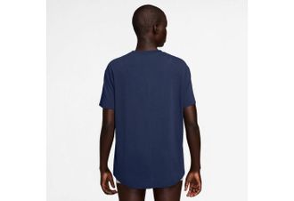 Nike T-Shirt W NK ONE RELAXED DF SS TOP relaxte Schnittform, kurze &Auml;rmel, sportlicher Stil