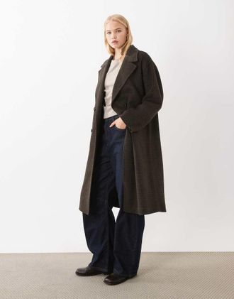 Mango manteau mi-long crois&eacute; en m&eacute;lange de laine &agrave; carreaux marron