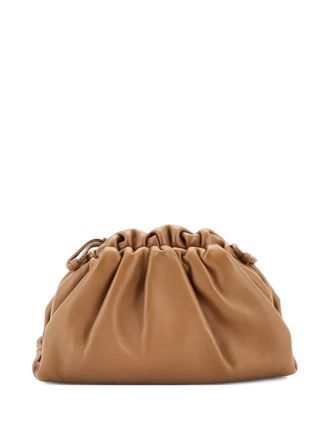 Bottega Veneta The Pouch Leather Mini crossbody bag - Braun