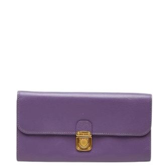 Ferragamo Portefeuille long en cuir pr&eacute;-poss&eacute;d&eacute; - Femme - Pre-owned - Violet - Taille: ONE Size