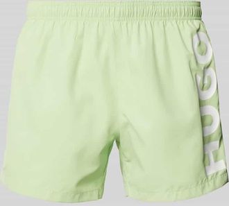 HUGO BOSS Relaxed Fit Badeshorts mit Label-Print Modell ABAS