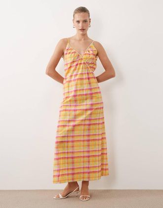 Never Fully Dressed Marisol - Robe mi-longue &agrave; carreaux - Rose