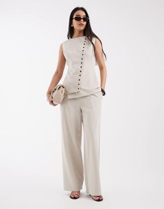 Pretty Lavish Pantalon densemble ajust&eacute; - Taupe-Neutre