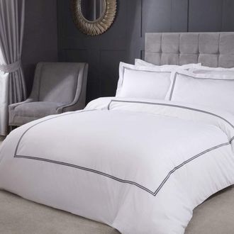 Emma Barclay Mayfair - Besticktes Bettwäsche-Set mit Oxford-Kissenbezug in Graphit - Super-Kingsize-Bett