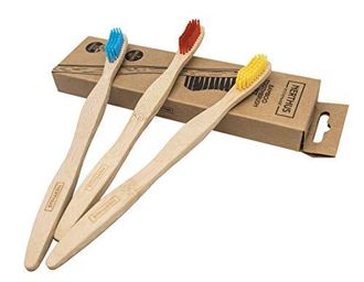 Nerthus Kitchenware Set mit 3 Zahnbürsten aus Bambus