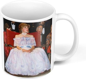 Fabulous Tasse aus Keramik, Lady Diana Prinzessin, England, Ballkleid f&uuml;r Familie