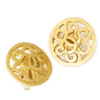 Chanel Crossbody Bags - CC Round Clip On Earrings - Gr. unisize - in Gold - f&uuml;r Damen