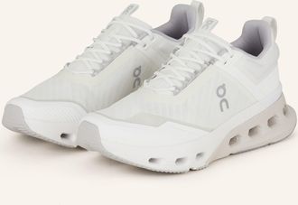 On Fitnessschuhe Cloudnova X weiss