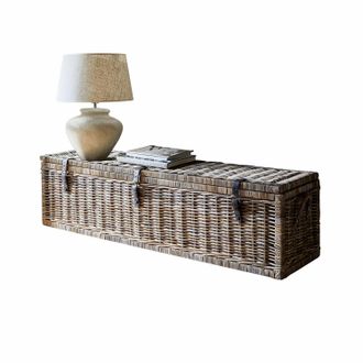 Loberon Truhe Hailee, Handgeflochten, Unterteilter Stauraum, Aufbewahrung, Ordungshelfer, Rattan, B&uuml;ffel-Veloursleder, braun