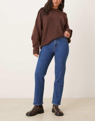 Arket Jade - Schmal geschnittene Stretch-Jeans in mittelblauer Waschung