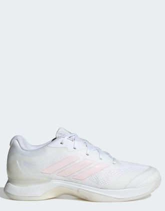 adidas Avacourt 3 chaussures de tennis en blanc nuage / rose p&acirc;le