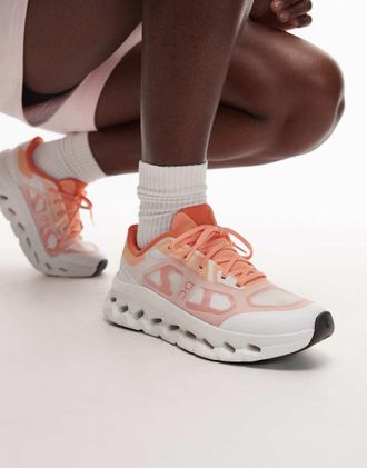 On Running ON - Cloudtilt Remix - All-Day-Sneaker in Koralle-Orange