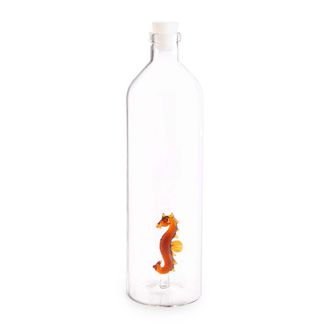 Balvi Atlantis Seahorse Wasserflasche aus Glas. Enth&auml;lt eine Seepferdchen-Figur. Mit Silikonverschl