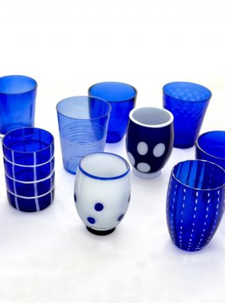 Zafferano Melting Pot. Sortiment mit 6 blauen Gläsern