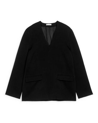 Arket Oberteil Mit V-Ausschnitt Im Blazer-Stil -Schwarz