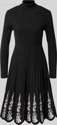 Apricot Knielanges Strickkleid aus Viskose-Mix