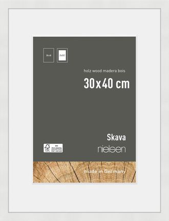 Nielsen Design Bilderrahmen mit Passepartout, 30 x 40 cm, Holz, Weiß, Fotorahmen zum Aufhängen im Hoch- & Querformat, Echtglas, Skava