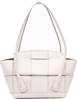 Bottega Veneta 2012-2025 kleine Arco Satchel-Tasche aus Kalbsleder mit Maxi Intrecciato-Muster - Weiß