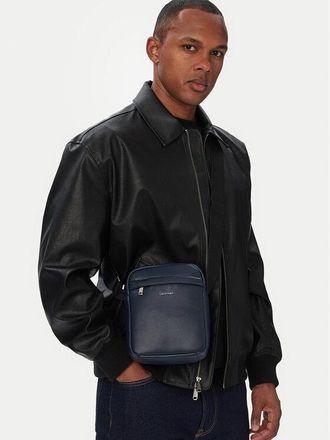 Calvin Klein Umh&auml;ngetasche Raised Reporter LV04D3160G Dunkelblau