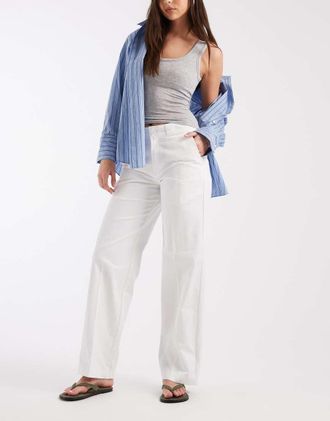 Dickies 247 - Locker geschnittene Arbeitshose in Wei&szlig;