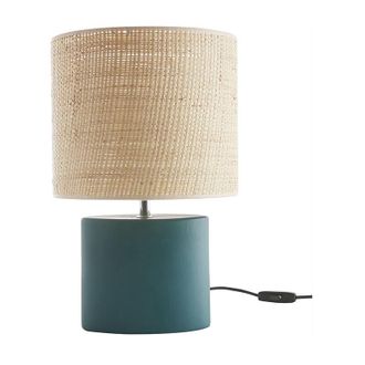 Miliboo Miliboo - Lampe à poser en céramique bleu pétrole mat et abat-jour en raphia naturel H40 cm tiga