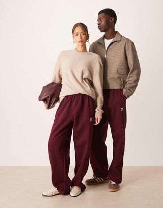 adidas Originals Basic-Jogginghose in Burgunderrot mit offenem Saum