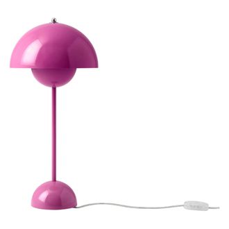 & Tradition Lampe &agrave; poser Flowerpot VP3, Verner Panton, 1969 & Tradition
