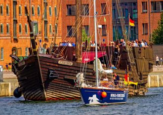 Calvendo Poster 42,0 x 29,7 cm Querformat Ablegemanöver Hansekogge Wissemara| Bilder, Kunstdruck, Wandbild, Wanddeko, Prints ohne Rahmen