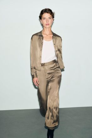 Gerard Darel Pantalon &eacute;lastiqu&eacute; satin&eacute; - RIMYA - Kaki moyen