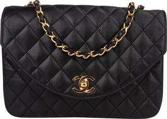 Chanel Crossbody Bags - Chanel Quilted Lambskin 24K Gold Single Flap Cross - Gr. unisize - in Schwarz - f&uuml;r Damen