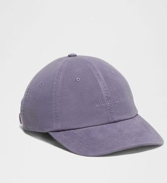 lululemon Unisex Baseballkappe im Classic Fit Waschung - Gr&ouml;&szlig;e L/XL in Dilute Wash Grape Mist