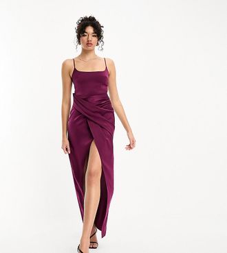 Asos Tall ASOS DESIGN Tall - Robe mi-longue en satin avec jupe drap&eacute;e - Prune-Violet