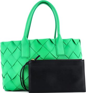 Bottega Veneta Cabat Maxi Intrecciato Nappa Small tote bag - Vert