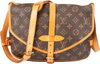 Louis Vuitton Crossbody Bags - Louis Vuitton Canvas Monogram Saumur 30 Crossbody - Gr. unisize - in Braun - f&uuml;r Damen