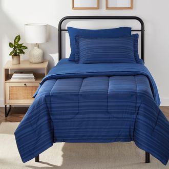 Amazon Basics 5-Teiliges Bett-im-Beutel Bettw&auml;sche-Set aus Leichter Mikrofaser, Twin/Twin XL, Gestreift, Blaue Calvin Streifen