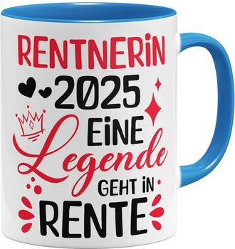 OM3 Rentnerin Tasse mit Spruch - Rente 2025 - Abschiedsgeschenk Ruhestand II | Keramik Becher | 11oz 325ml | Beidseitig Bedruckt | Hellblau