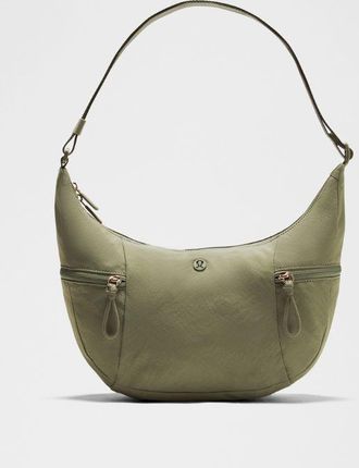 lululemon L&auml;ssige Umh&auml;ngetasche 6 L - Gr&ouml;&szlig;e 6 l in Bay Leaf