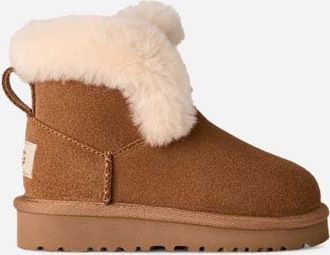 UGG Classic Mini Posy Boot für Kinder in Brown, Größe Wildleder