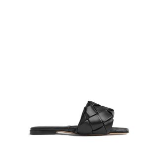 Bottega Veneta Femme, Chaussures, Noir, Taille: 36 EU Lido Intrecciato Flat Sandales