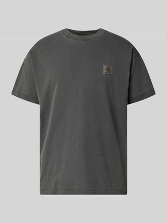 Carhartt Work in Progress T-Shirt mit Label-Detail Modell Nelson